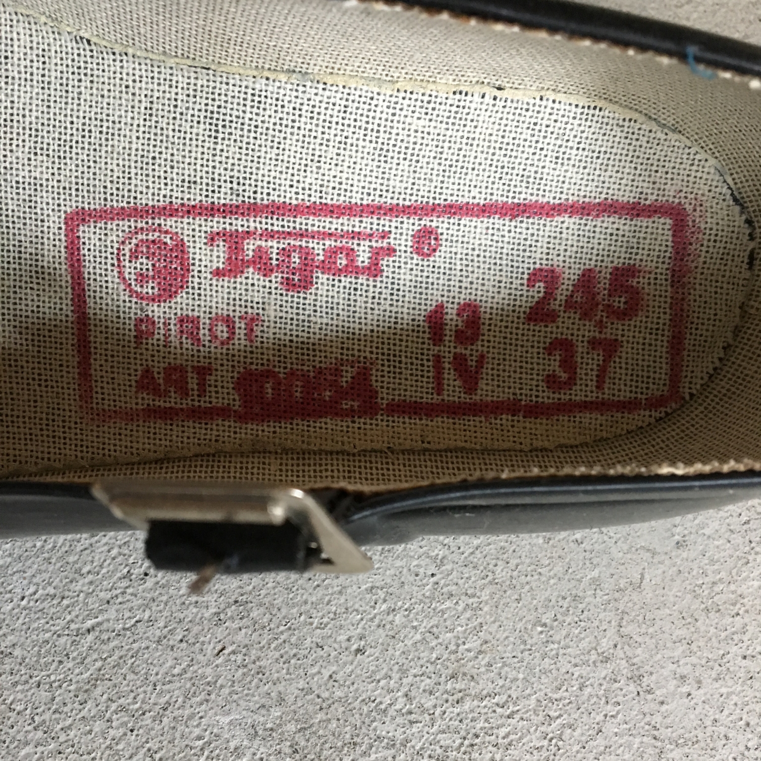 TIGAR（タイガー）のStrap Shoes | セレクトショップ DIARIES ダイアリーズ｜茨城県つくば市